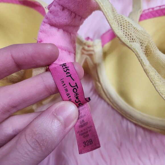 Betsey Johnson | Intimates & Sleepwear | Betsy Johnson Womens 32b ...